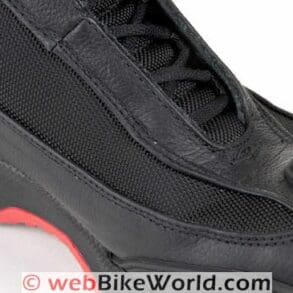 Icon Acclerant Boots - webBikeWorld