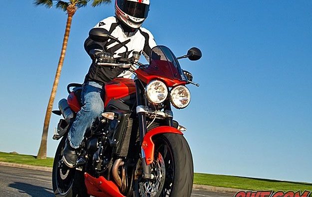Triumph Street Triple R Review - webBikeWorld