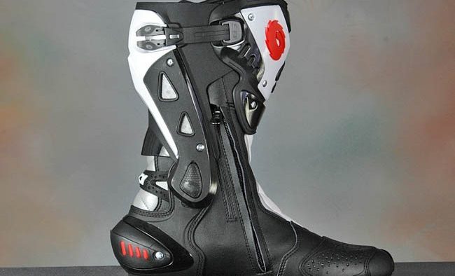 Sidi ST Boots - webBikeWorld