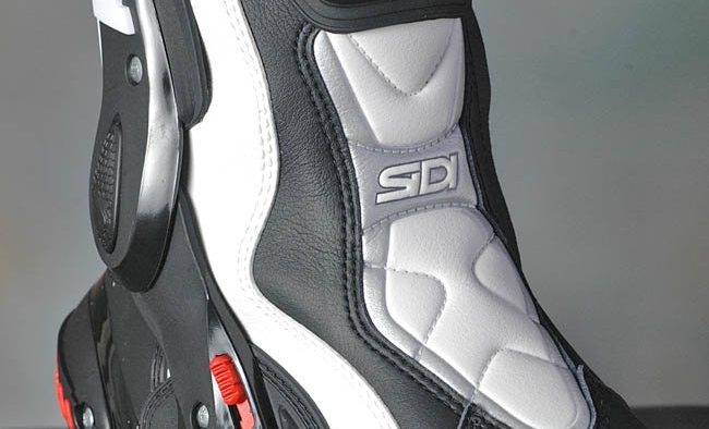 Sidi ST Boots - webBikeWorld