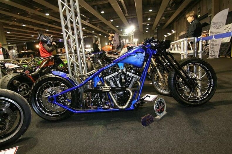 Ghost in the Night CFL 2up built by Waka's Bikes of Italy