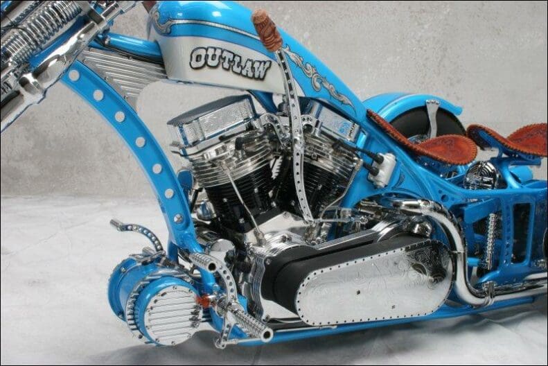 Outlaw Trike built by Covingtons Customs of U.S.A.