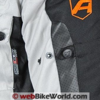 Akito Desert Jacket Review - webBikeWorld