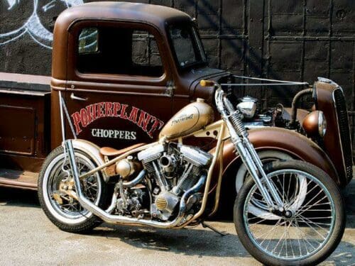 Hollywood Cruiser built by Powerplant Choppers of U.S.A.