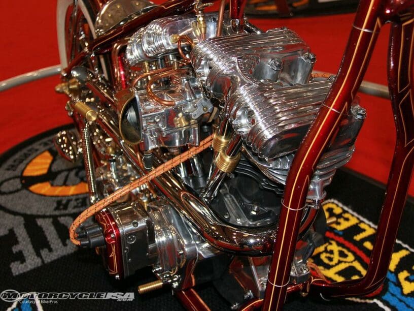 Pala Duro - Hard Shovel built by RKB Kustom Speed - Rick Bray of U.S.A.