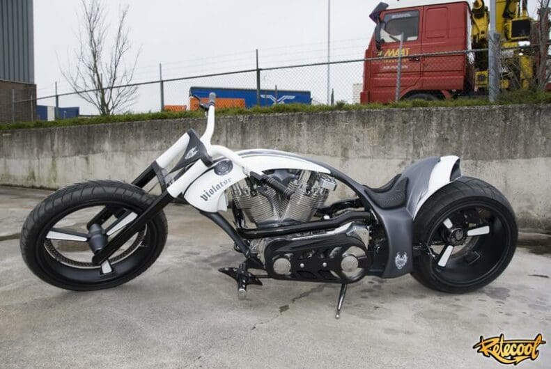 Riot Act built by Violator Motorcycles of Netherlands