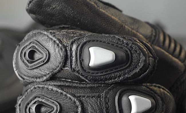 Rukka Argosaurus Gloves Review - webBikeWorld