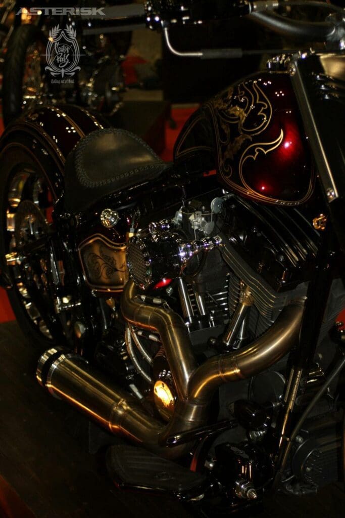 Rot Kaiser built by Asterisk Custom Motorcycle Works of Japan