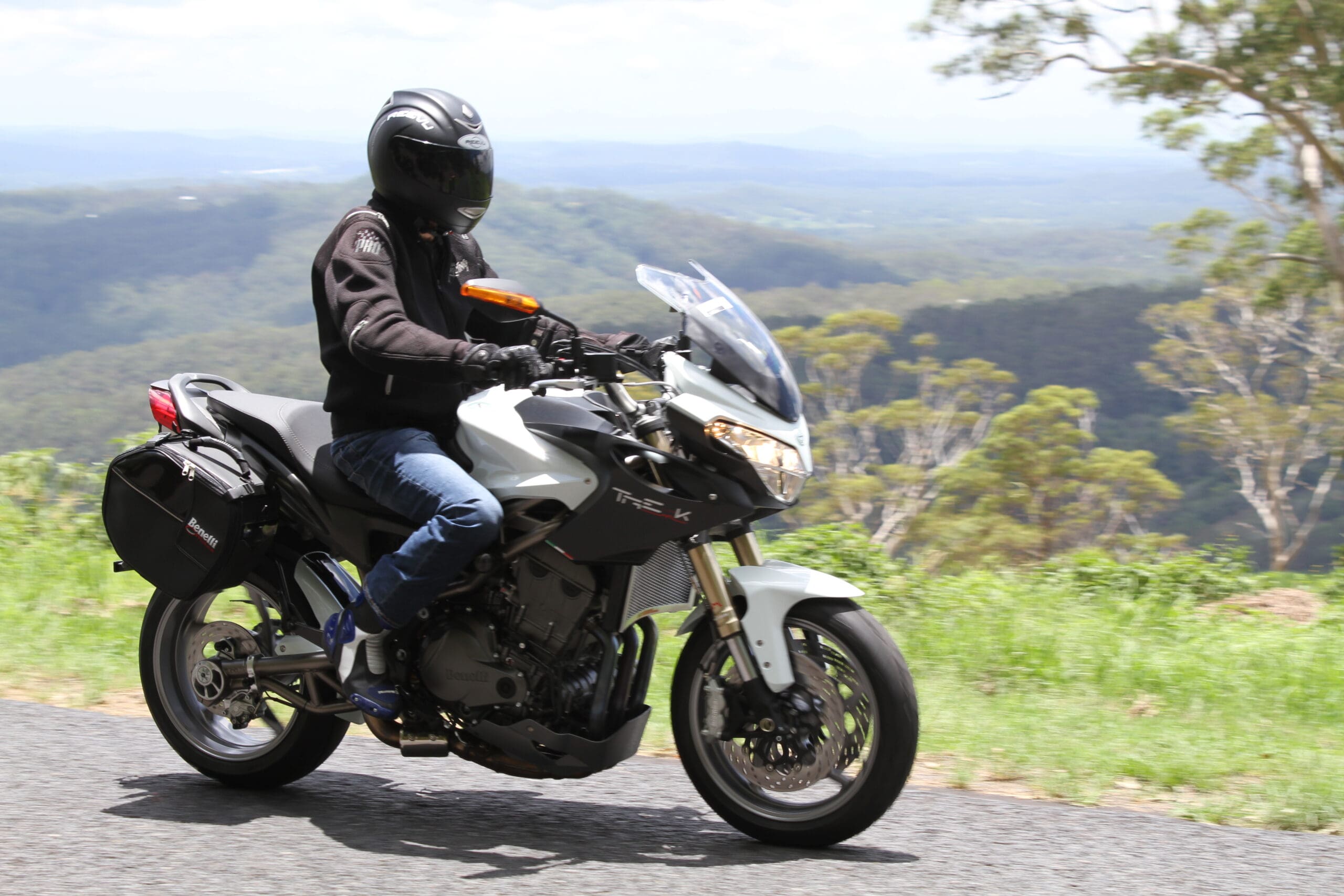 Benelli 1130 Tre-K motorcycle review - webBikeWorld