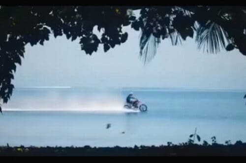 Robbie Maddison surfs on a motorcycle - webBikeWorld