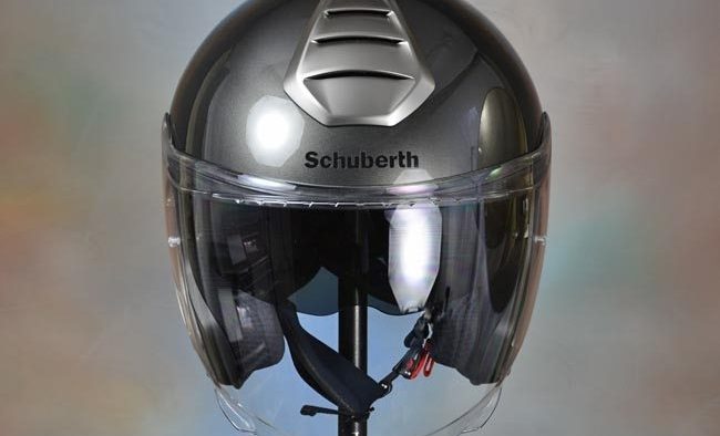 SCHUBERTH M1 Helmet Review - webBikeWorld