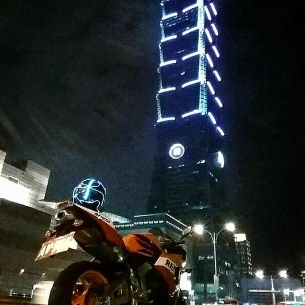 50 Coolest Lightmode Helmets - webBikeWorld