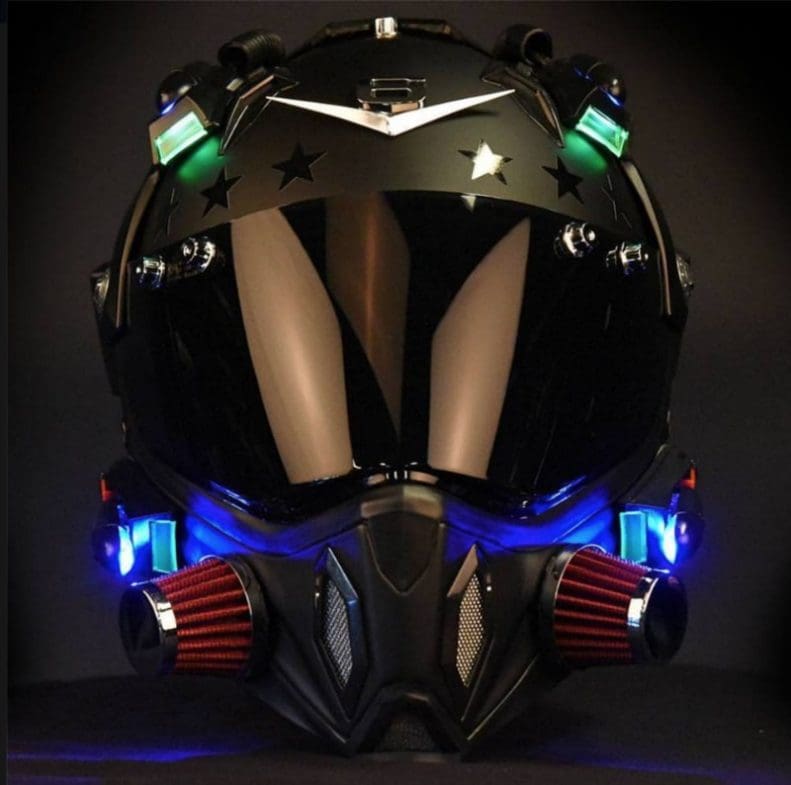 How to make a Moto Pilot Helmet - webBikeWorld