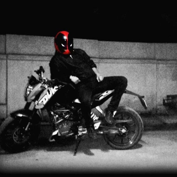 Deadpool Motorcycle Helmets - webBikeWorld