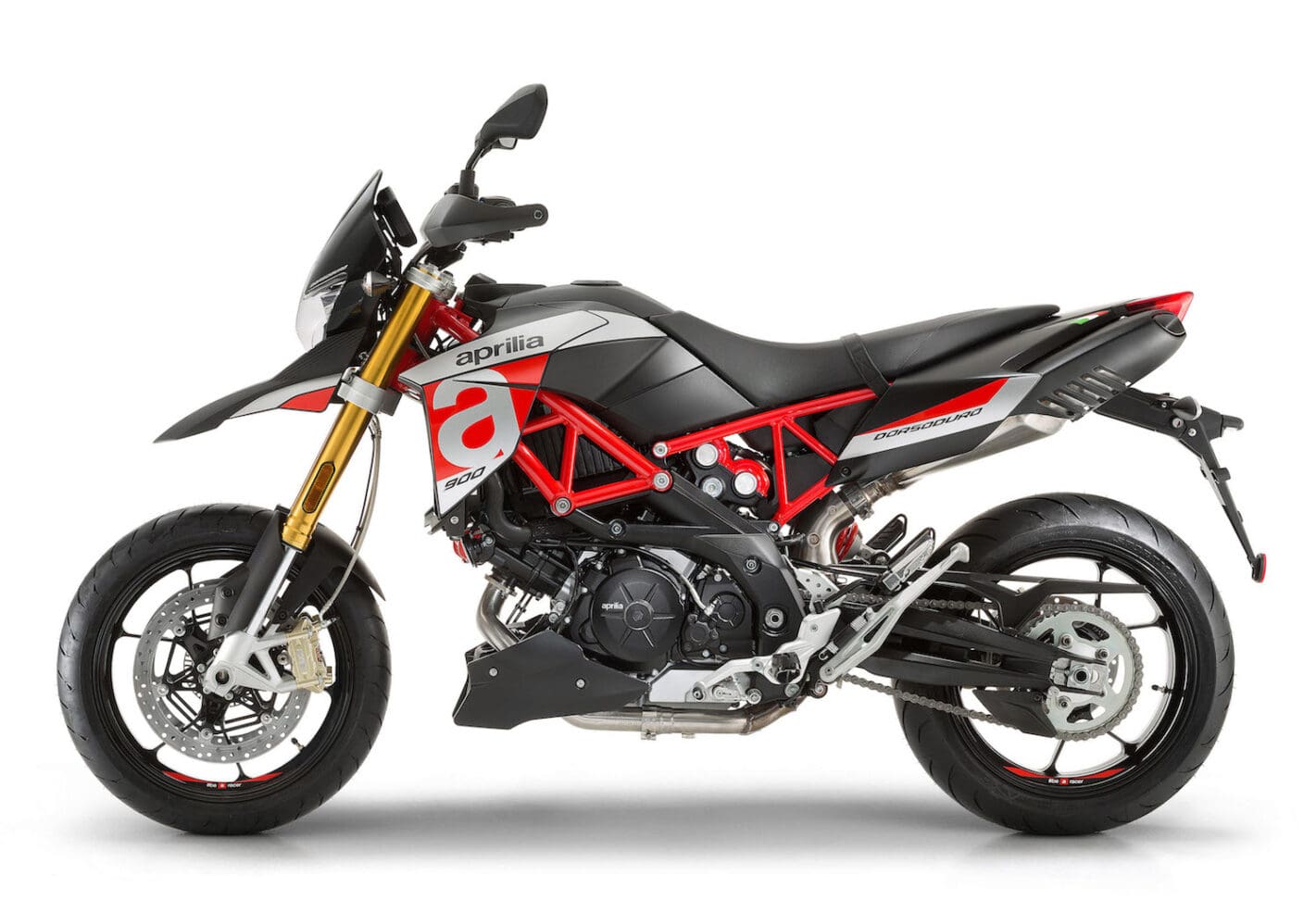 Aprilia adds 900cc to Dorsoduro and Shiver - webBikeWorld