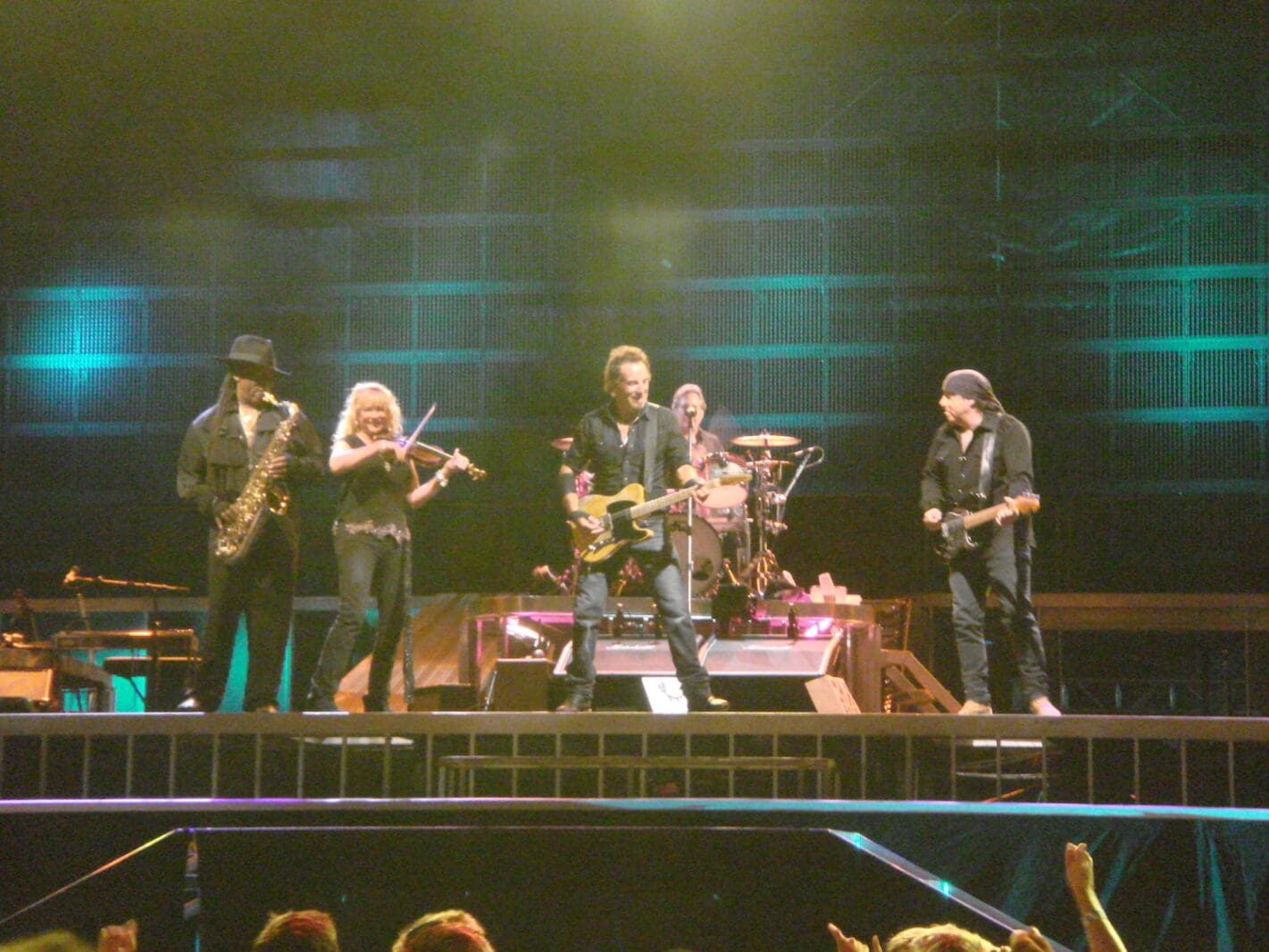 Billy Joel built Bruce Springsteen's Moto Guzzi - webBikeWorld