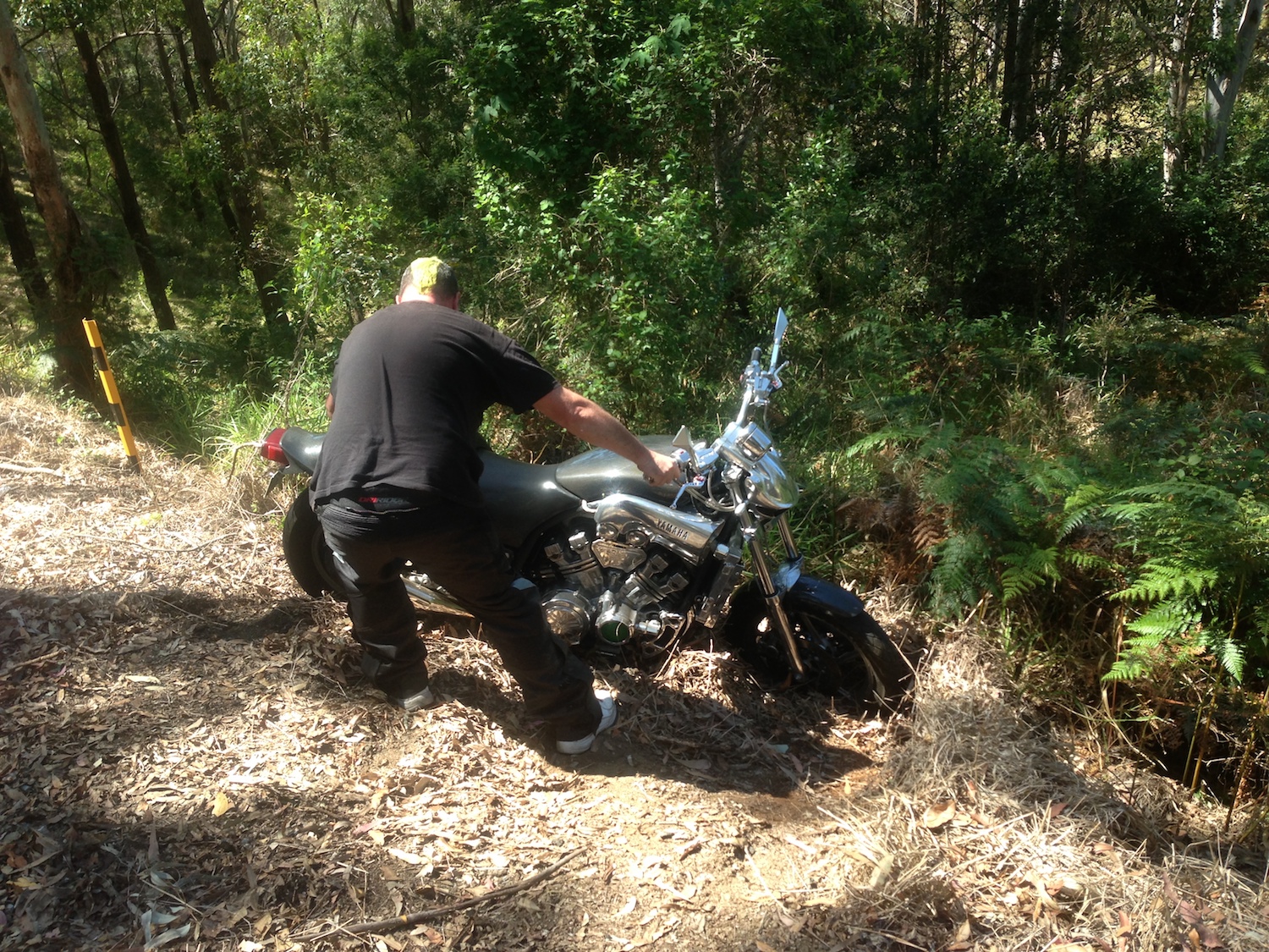 What to do after a minor motorcycle crash - webBikeWorld