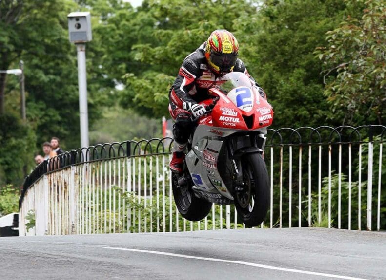 Matt Damon and Liam Neeson in TT movie? - webBikeWorld