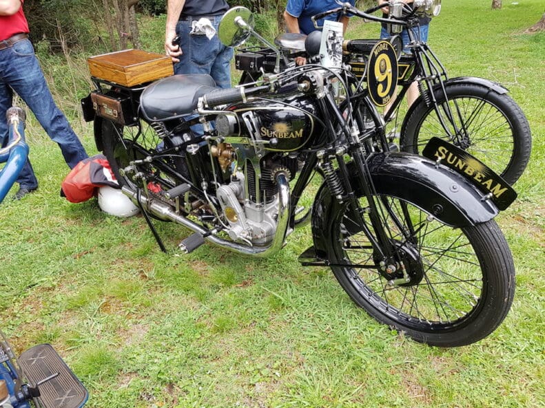 How to ride an historic motorcycle - webBikeWorld