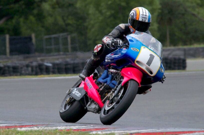 Britten laps at Phillip Island Classic - webBikeWorld