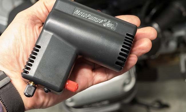 MotoPumps Air Shot Review - webBikeWorld