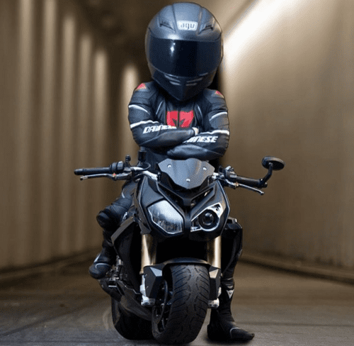 Badass Motorcycle Art by kohlenstofffasermonster - webBikeWorld