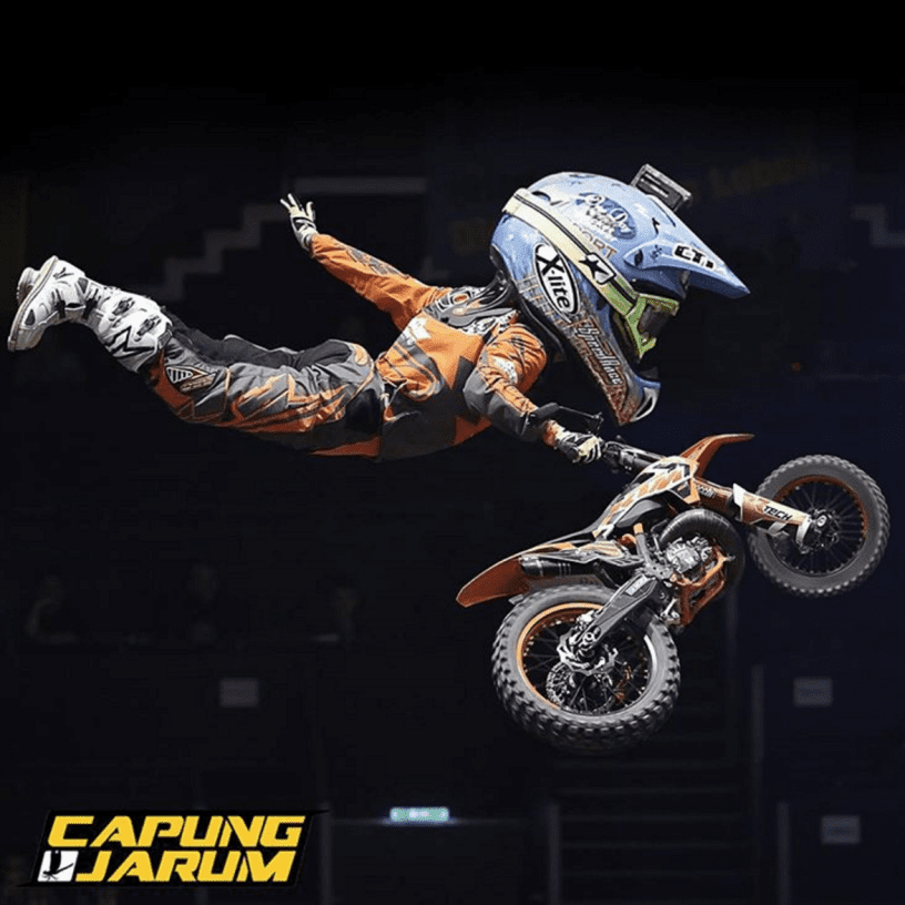 Badass Motorcycle Art by Bobblehead Racing - webBikeWorld