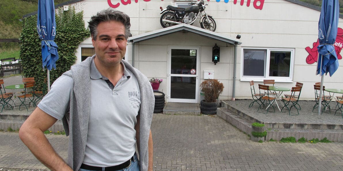 What makes a good motorcycle cafe? - webBikeWorld