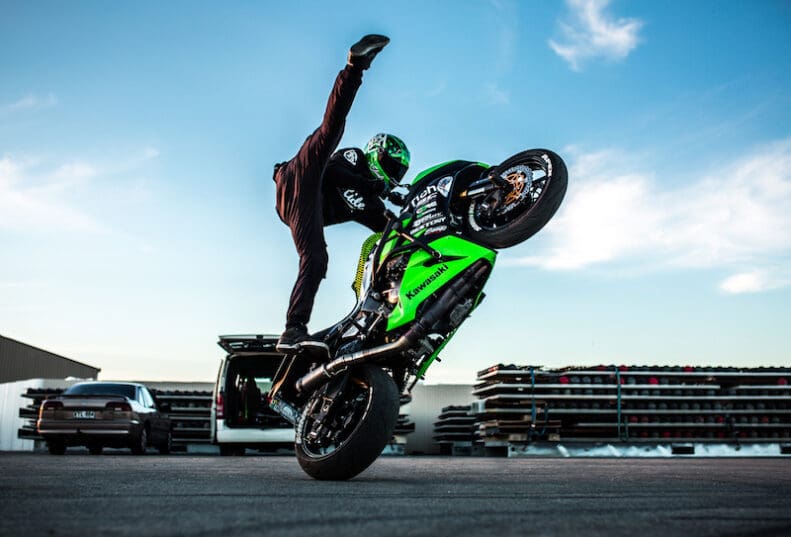 Kawasaki ZX-6R becomes stunt bike - webBikeWorld