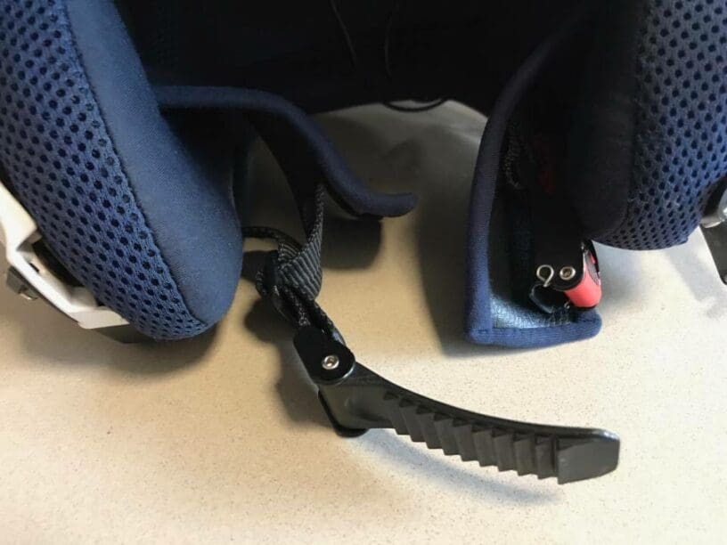 Securing a ratchet helmet to your bike - webBikeWorld