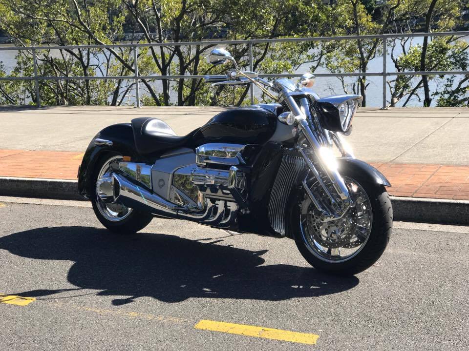 Honda Rune, a bike for you and Batman - webBikeWorld