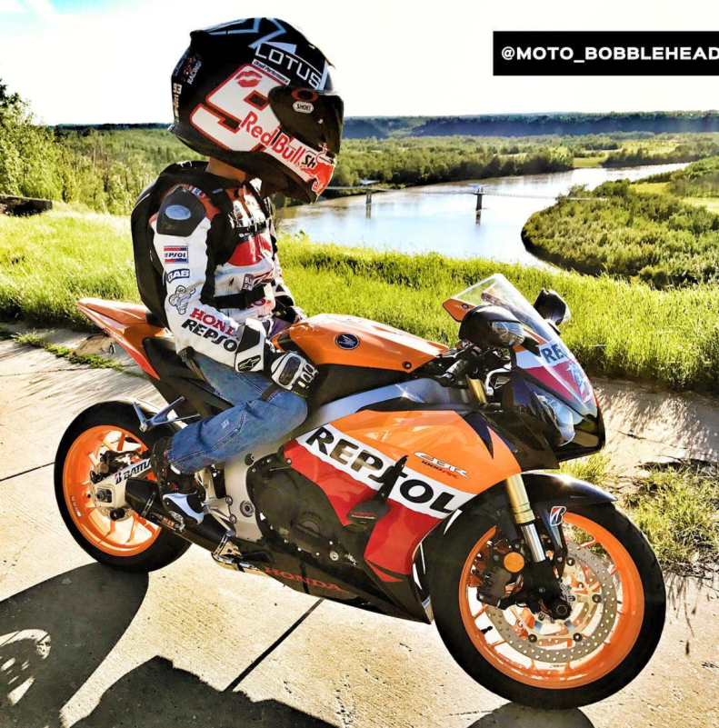 Badass Motorcycle Art with moto_bobblehead - webBikeWorld