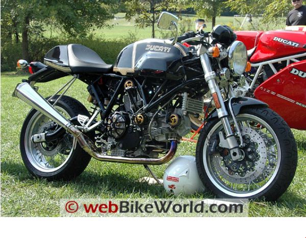 Italian Motorcycle Photos - webBikeWorld