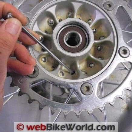 How to Respoke Motorcycle Wheels - webBikeWorld