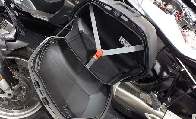 SHAD SH36 for the BMW S1000XR - webBikeWorld