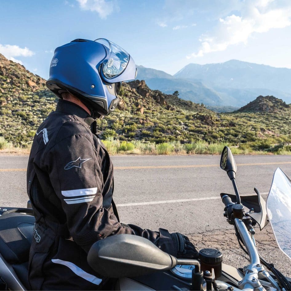 Helmet Preview: The New Shoei Neotec II - webBikeWorld