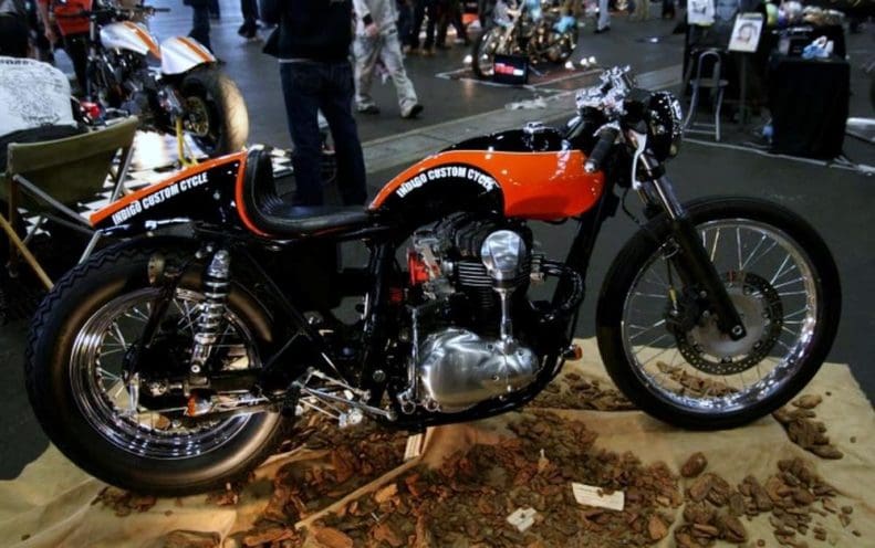 Kawasaki W400 built by Indigo Custom Cycle of Japan