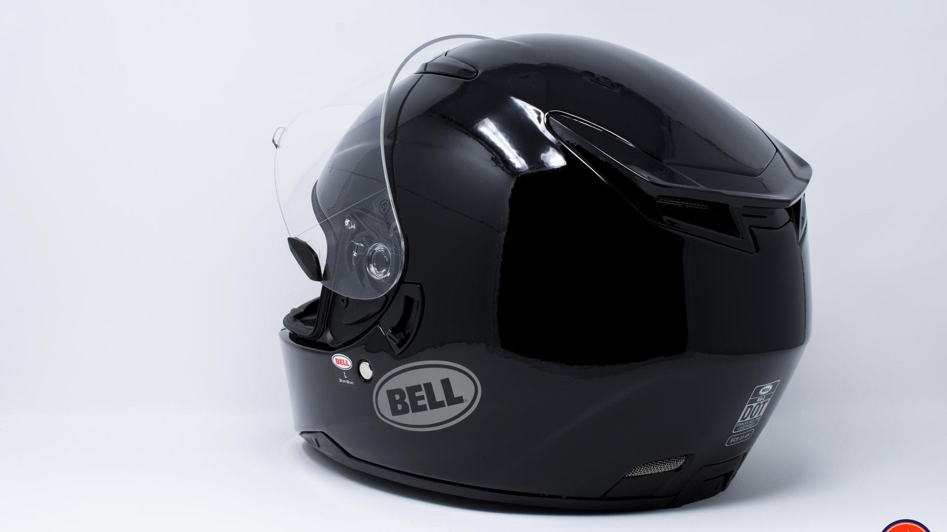 Bell RS-2 Helmet Hands-On Review