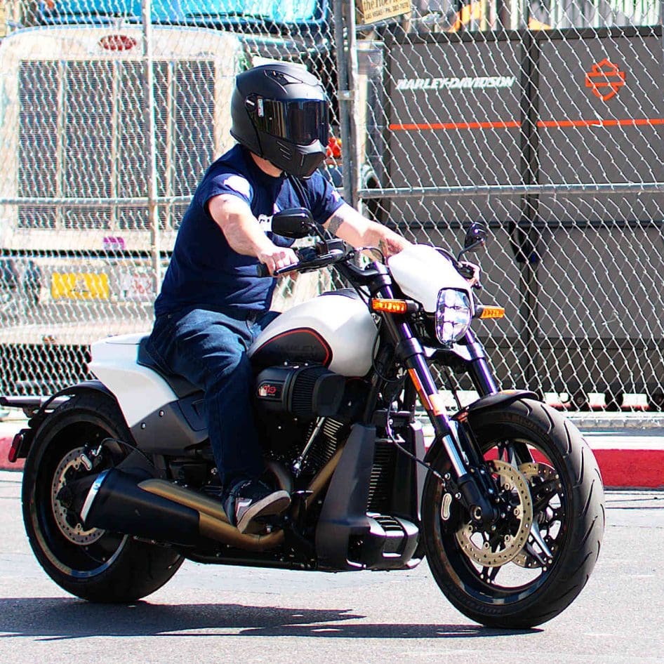 Simpson Mod Bandit Hands-On Review / webBikeWorld