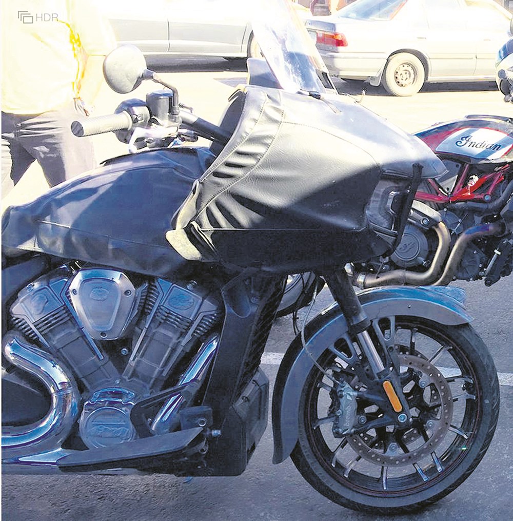 Images Surface of the Indian Raptor, the Harley Road Glide Competitor ...