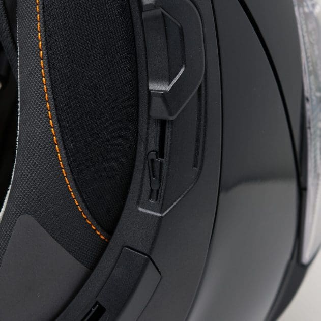 SCHUBERTH C4 Pro Helmet Review (w/ SENA SC1)