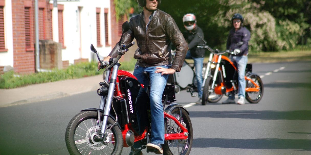 The eROCKIT Blends the Line Between a Pedal-Assist Bicycle and ...