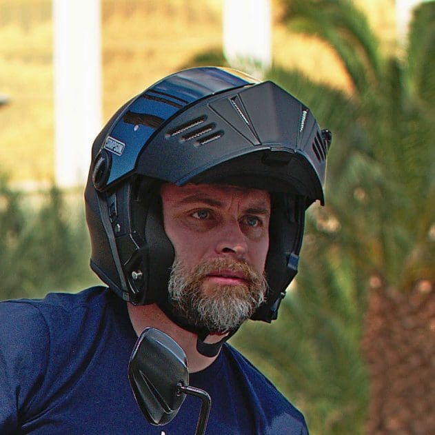 Simpson Mod Bandit Hands-On Review / webBikeWorld