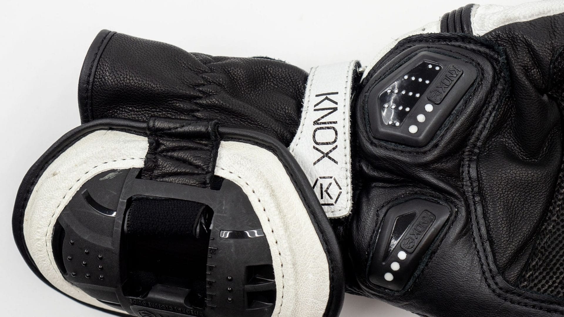 Knox Nexos Gloves: Comfort & Protection Sweet Spot