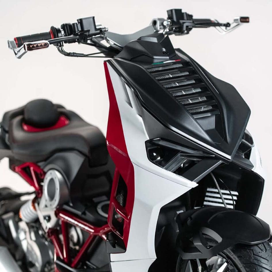 The Italjet Dragster Looks Awesome - webBikeWorld