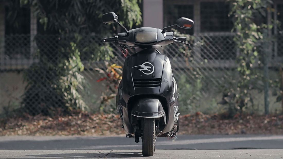 Liger Mobility Reveals Self-Balancing and Self Parking Scooter ...