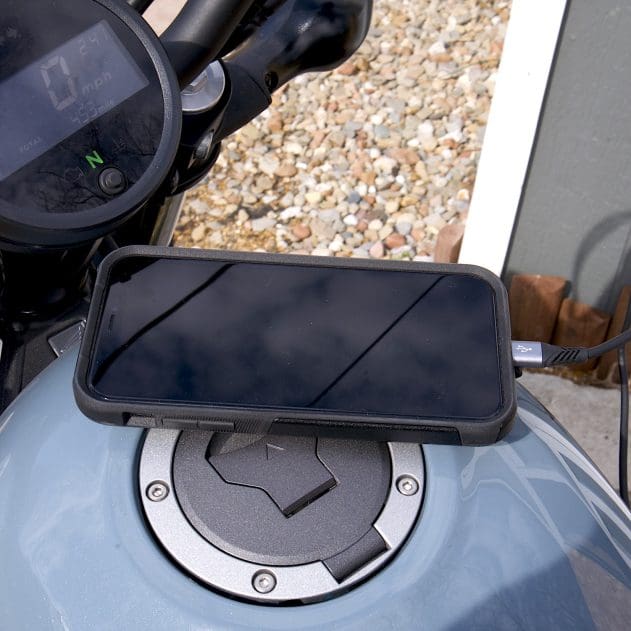 [Review] RidePower Motorcycle Phone Charger - webBikeWorld
