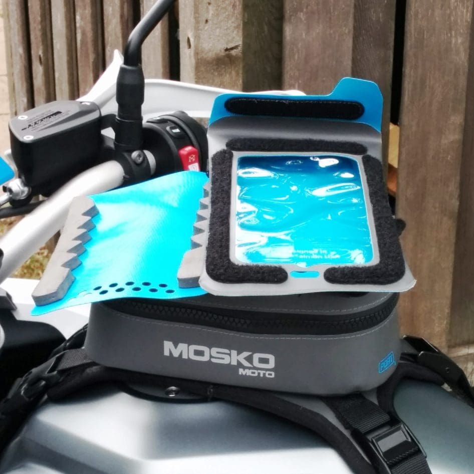 Mosko Moto Navigator Cell Phone Pocket Review - webBikeWorld