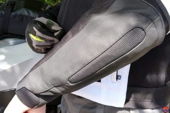 REAX Apex Pro Mesh Jacket Review | webBikeWorld
