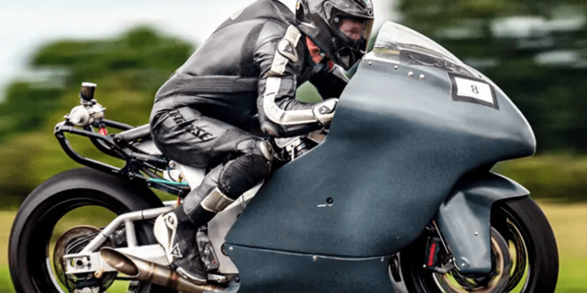 Guy Martin Chases 300 MPH in a Mile - webBikeWorld